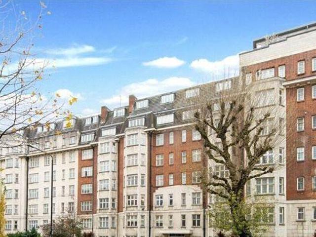 Wellington Court, Wellington Road, 2 Bedroom Flat