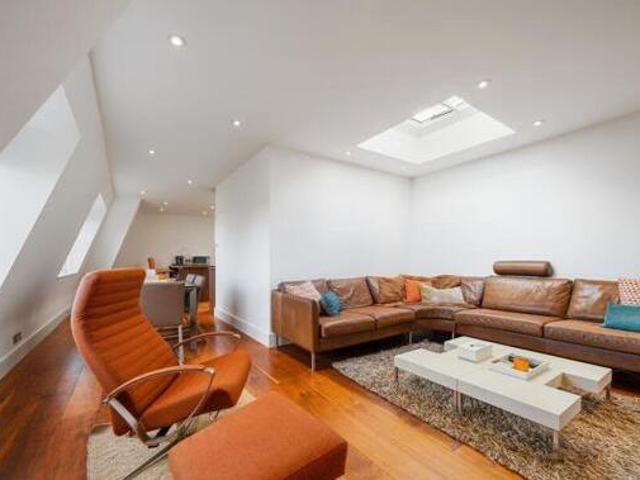 Wellington Court, Wellington Road, 3 Bedroom Apartment