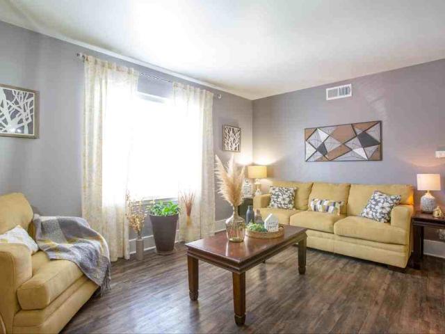 Wellington Estates 3 Bedroom Apartment for Rent at 6623 Callaghan Rd, San Antonio, TX 78229