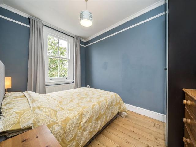 Wellington Gardens, Charlton, SE7, London