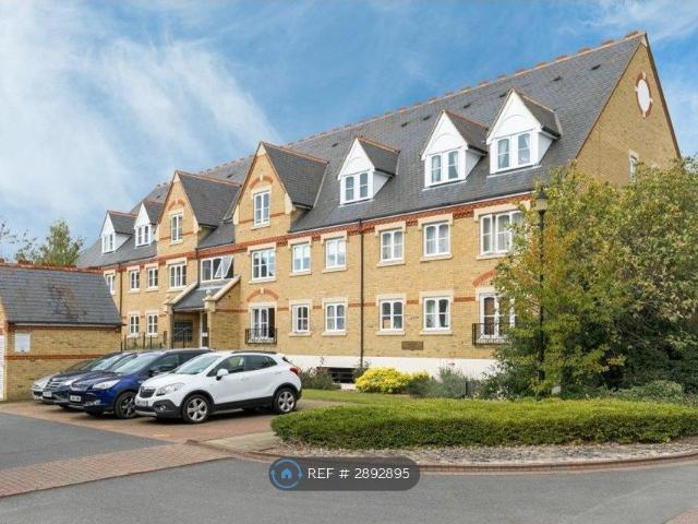 Wellington House, Watford WD24, 2 bed flat to rent, £1,650 pcm | PrimeLocation