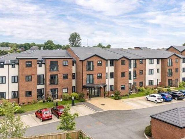Wellington Place, Standish, 1 Bedroom Flat