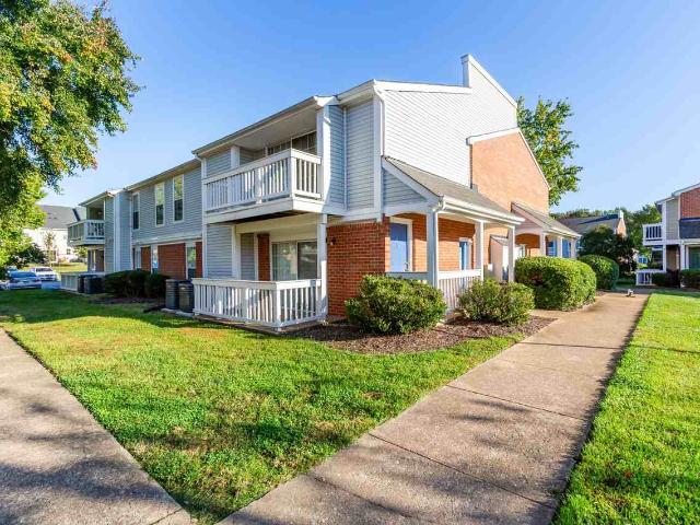 Wellington Place 2 Bedroom Apartment for Rent at 5480 Bradley Pines Cir, Sandston, VA 23150