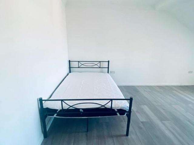 Wellington Road, Brighton BN2 1 bed flat to rent £1,550 pcm £358 pw