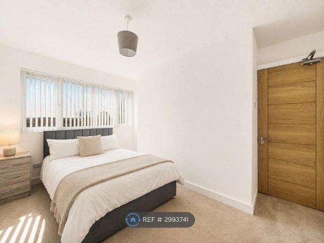 Wellington Road, Bridgwater TA6, 5 bed terraced house to rent, £3,750 pcm | PrimeLocation