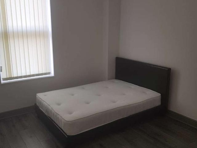 Wellington Road Flat 3