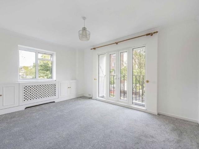 Wellington Road, NW8, London