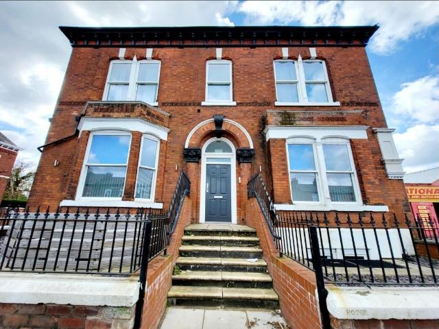 Wellington Road South, Stockport, Greater Manchester SK2, Room to rent, £625 pcm | PrimeLocation