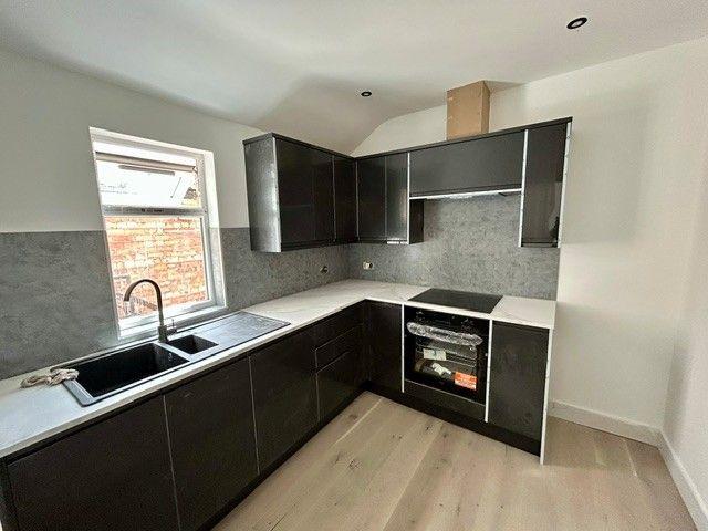 Wellington Road, Prenton CH43, 3 bed flat to rent, £1,400 pcm | PrimeLocation