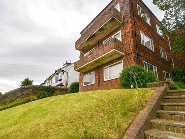 Wellington Road, Wallasey, 2 Bedroom Flat