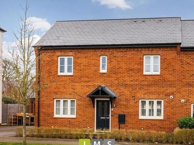 Wellington Road, Upper Heyford, 3 Bedroom Semi detached