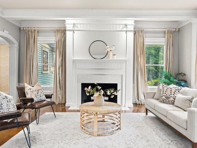Wellington St Apt,arlington, Condo For Sale