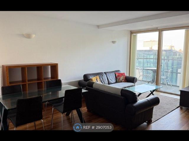 Wellington St, Leeds LS1, 2 bed flat to rent, £1,250 pcm | PrimeLocation