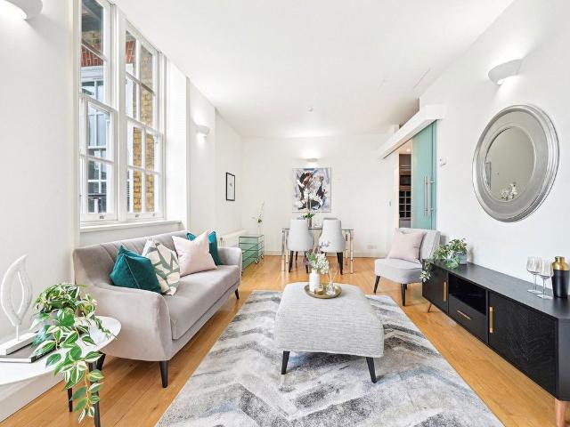 Wellington Street, WC2E, London