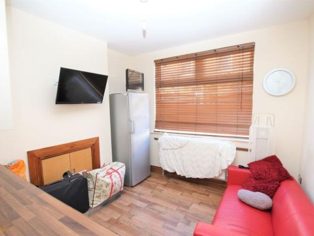 Wellington Street, Kettering, NN16