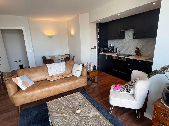 Wellington Street, Leeds LS1, 2 bed flat to rent, £1,300 pcm | PrimeLocation