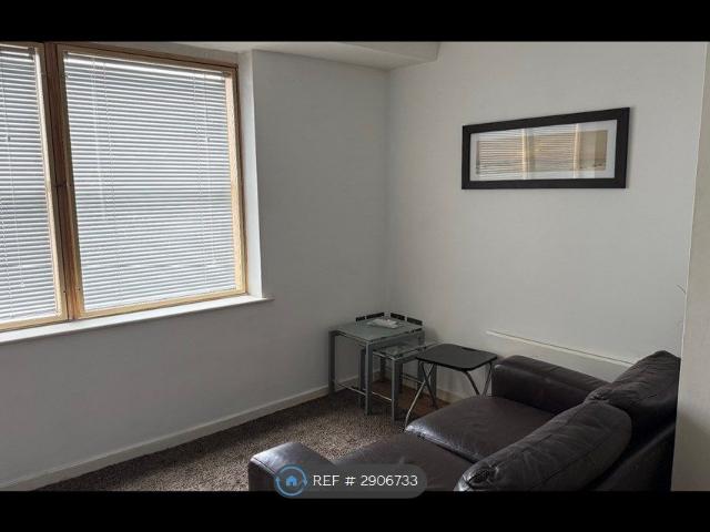 Wellington Street, Leeds LS1, Studio to rent, £695 pcm | PrimeLocation