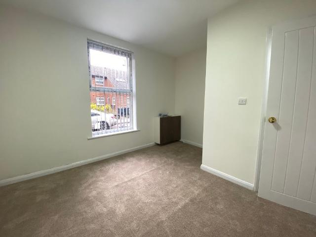 Wellington Street, Luton LU1, 1 bed flat to rent, £1,100 pcm | PrimeLocation