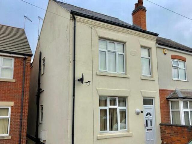 Wellington Street, Syston, 4 Bedroom Semi detached