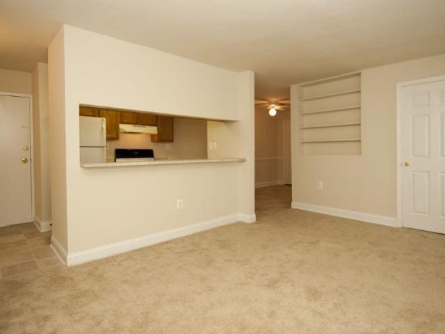 Wellington Woods 1 Bedroom Apartment for Rent at 1704 Lafayette Blvd, Fredericksburg, VA 22401
