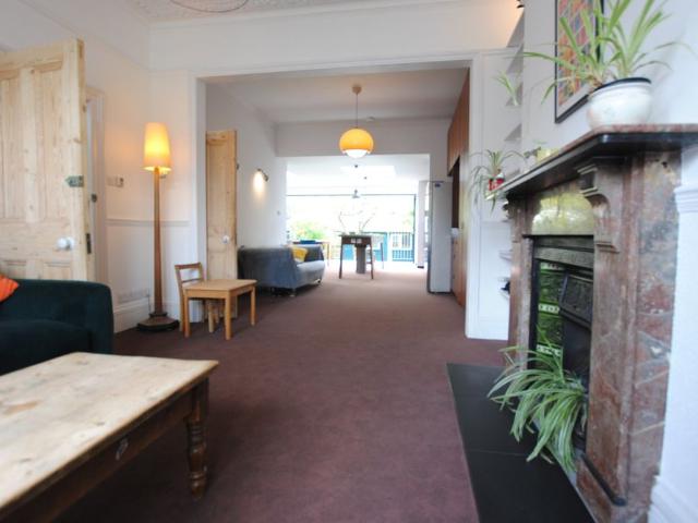 Wellmeadow Road, London