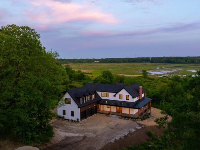 Wells Rd, Cape Elizabeth, Home For Sale