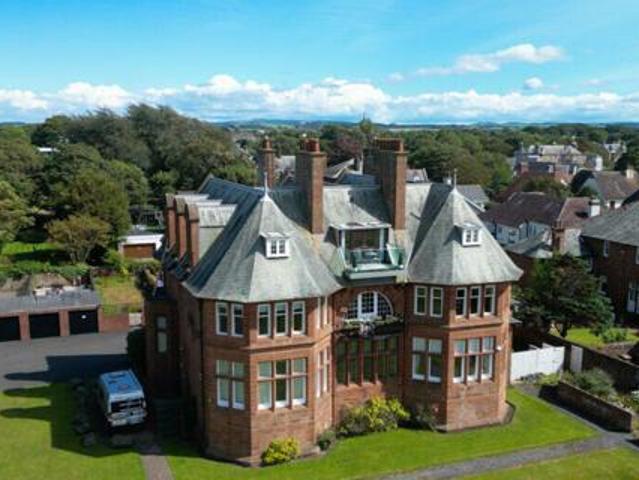 Wellsbourne House, Flat,savoy Park, 4 Bedroom Penthouse