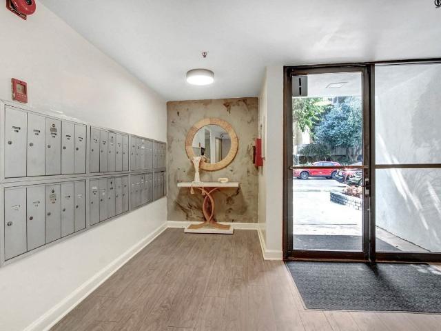 Wellworth Apartments 1 Bedroom Apartment for Rent at 10919 Wellworth Ave, Los Angeles, CA 90024 Westwood