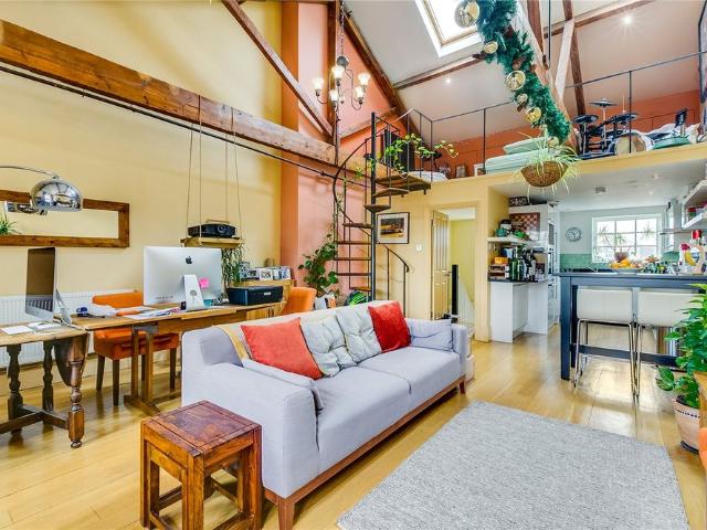 Welmar Mews, Clapham, SW4, London