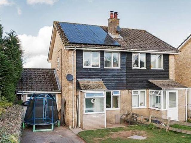 Wern Gifford, Pandy, 3 Bedroom Semi detached