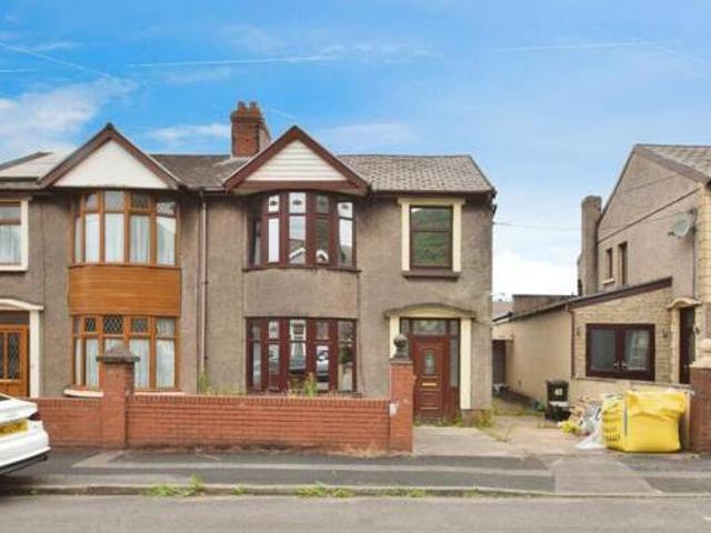 Wern Road, Port Talbot, 3 Bedroom Semi detached