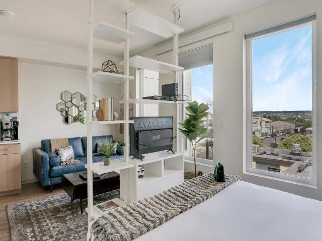 Werner Studio Apartment for Rent at 3046 17th Ave W, Seattle, WA 98119 Interbay
