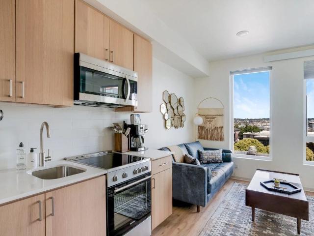 Werner Studio Apartment for Rent at 3046 17th Ave W, Seattle, WA 98119 Interbay