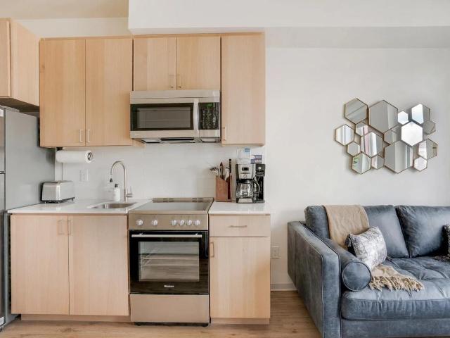 Werner Studio Apartment for Rent at 3046 17th Ave W, Seattle, WA 98119 Interbay