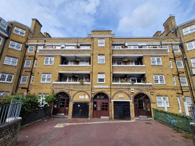 Werrington Street, London NW1, 1 bed flat to rent, £1,800 pcm | PrimeLocation
