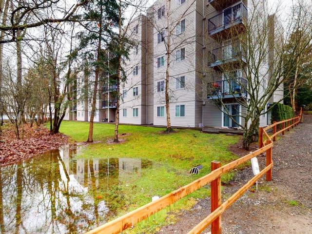 West Mall Place Apartment Homes 1 Bedroom Apartment for Rent at 9300 W Mall Dr, Everett, WA 98208 Cascade View