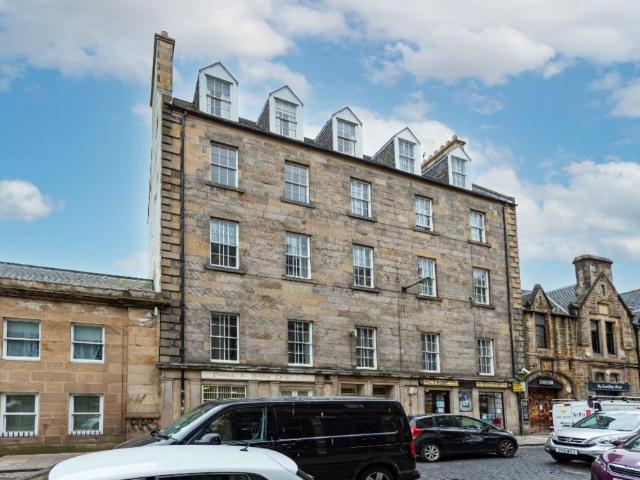 West Nicolson Street, Newington. 2 bed flat to rent £1,700 pcm £392 pw