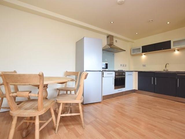 West One Panorama, Sheffield S1, 2 bed flat to rent, £1,200 pcm | PrimeLocation