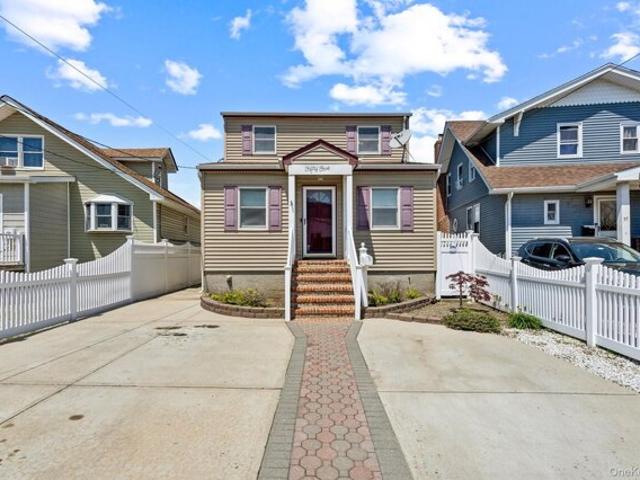 West Ave, Lawrence, Property For Sale