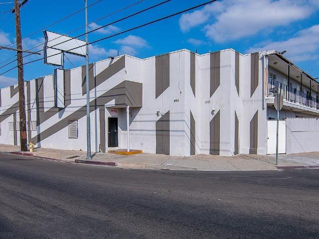 West Adams Studio Apartments Studio Apartment for Rent at 4905 W Adams Blvd, Los Angeles, CA 90016 West Adams