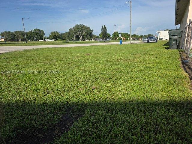 West Alverdez Ave, FL 33440