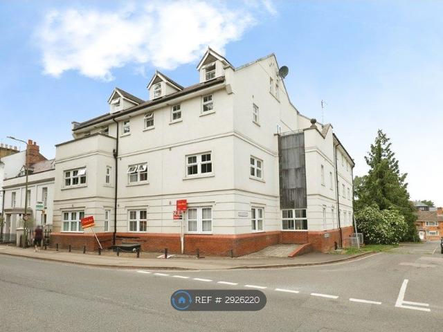 West Bar St, Banbury OX16, 2 bed flat to rent, £1,250 pcm | PrimeLocation