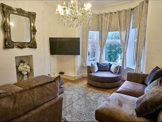 West Bridgeford, Nottinghamshire, NG2 2 bed flat to rent £1,375 pcm £317 pw