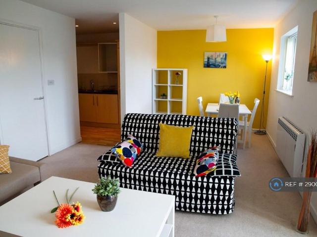 West Bridgford, Nottingham, NG2 2 bed flat to rent £1,000 pcm £231 pw