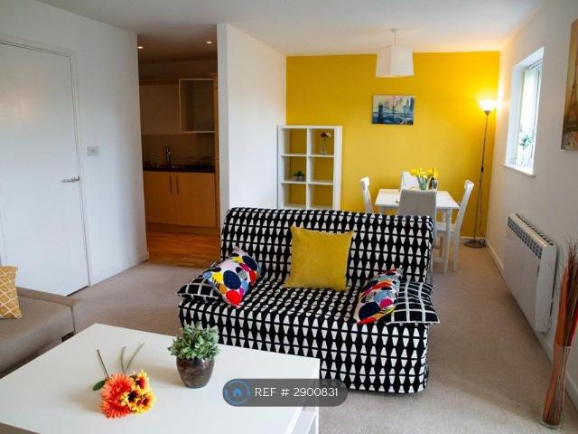 West Bridgford, Nottingham NG2, 2 bed flat to rent, £1,000 pcm | PrimeLocation