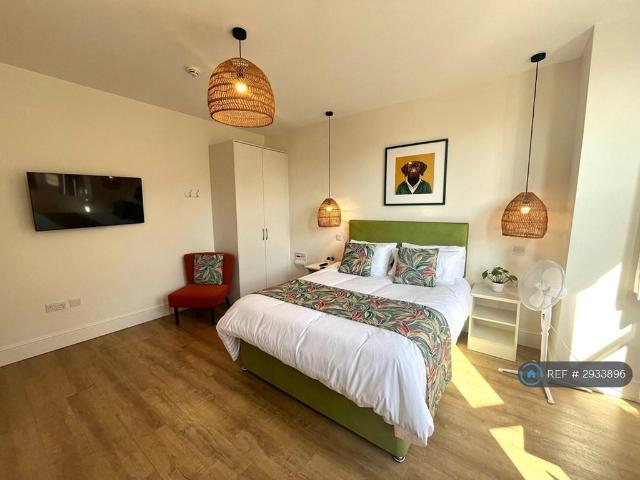 West Bridgford, Nottingham, NG2 Studio to rent £1,150 pcm £265 pw