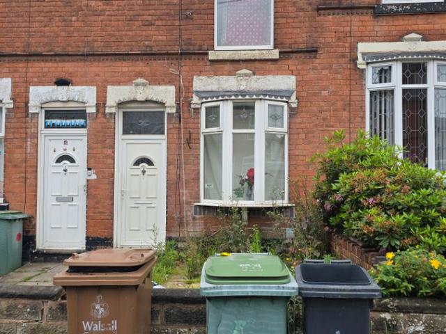 West Bromwich Road, Walsall WS1, 5 bed terraced house to rent, £1,200 pcm | PrimeLocation