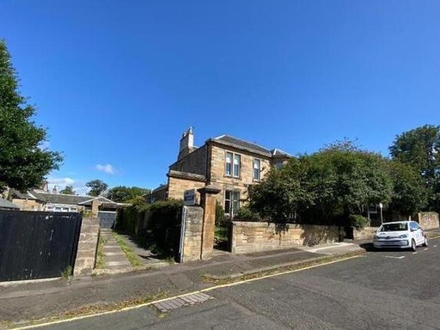 West Castle Road, Merchiston, 4 Bedroom Flat