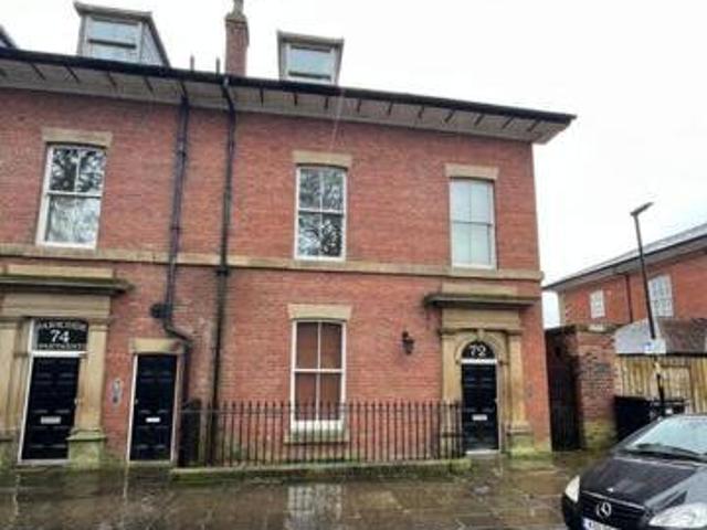 West Cliff, Preston, 2 Bedroom Flat