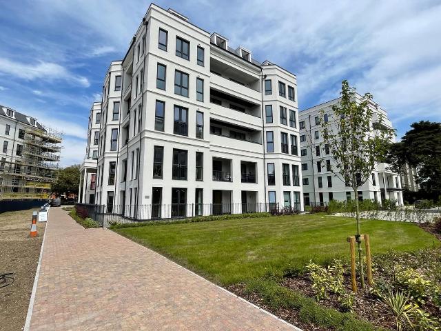 West Cliff Road, Bournemouth BH2, 2 bed flat to rent, £1,750 pcm | PrimeLocation
